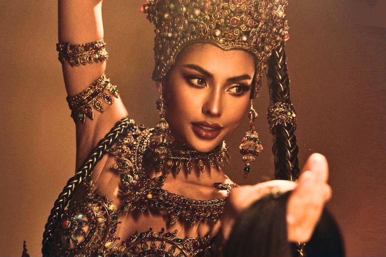La candidate thaïlandaise éblouissante au concours Miss Univers 2023